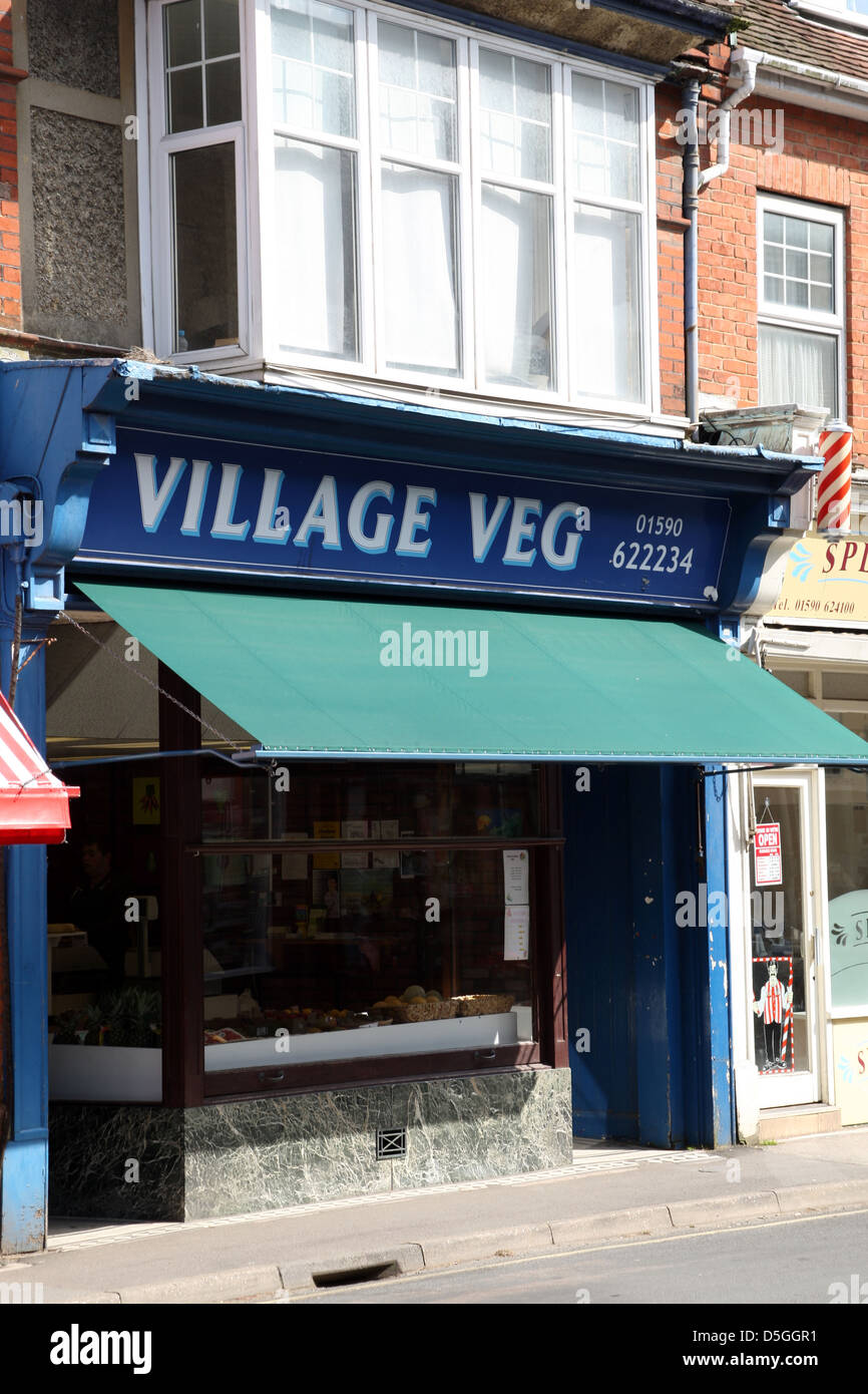 Traditional Village Greengrocer shop in the New Forest Brockenhurst ...