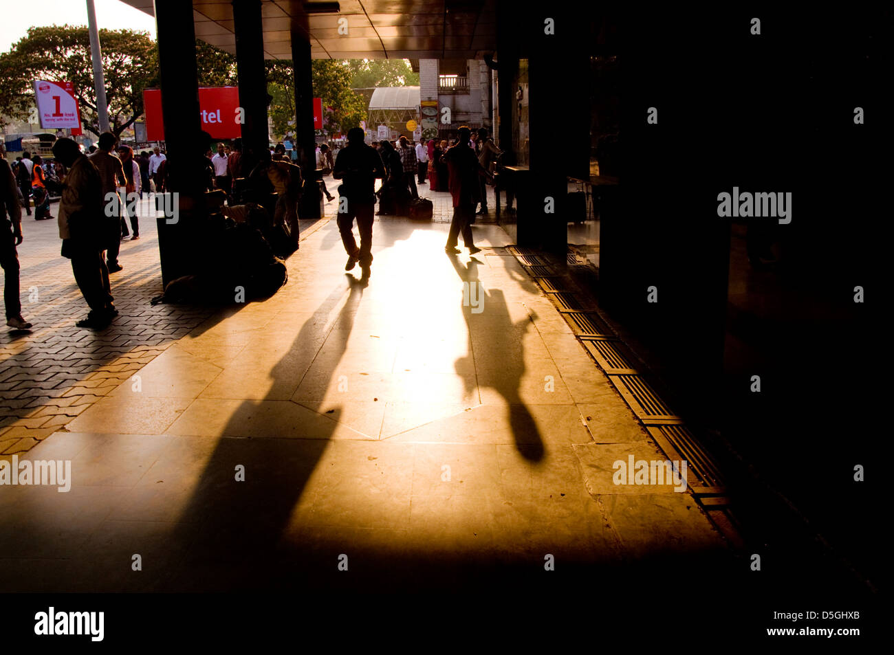 Pune station hi-res stock photography and images - Alamy