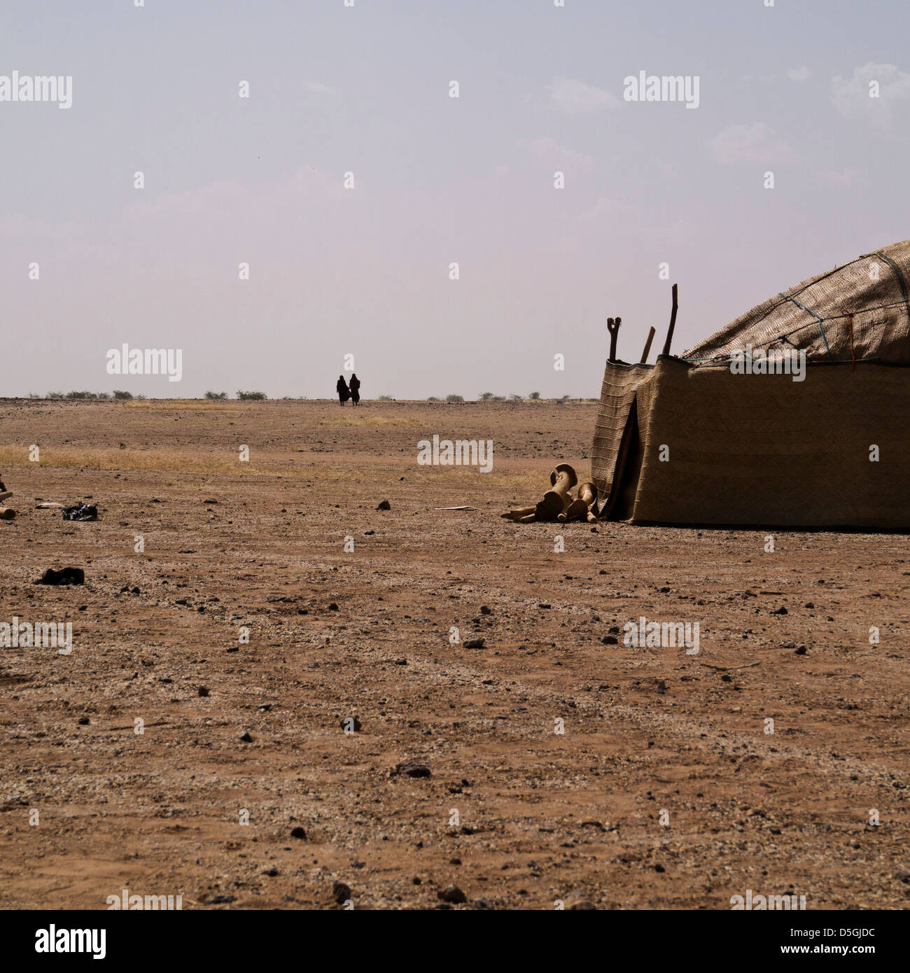 Tuareg tent in the desert of northern Niger Stock Photo - Alamy