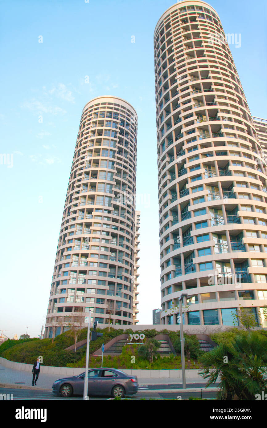 Yoo towers hi-res stock photography and images - Alamy