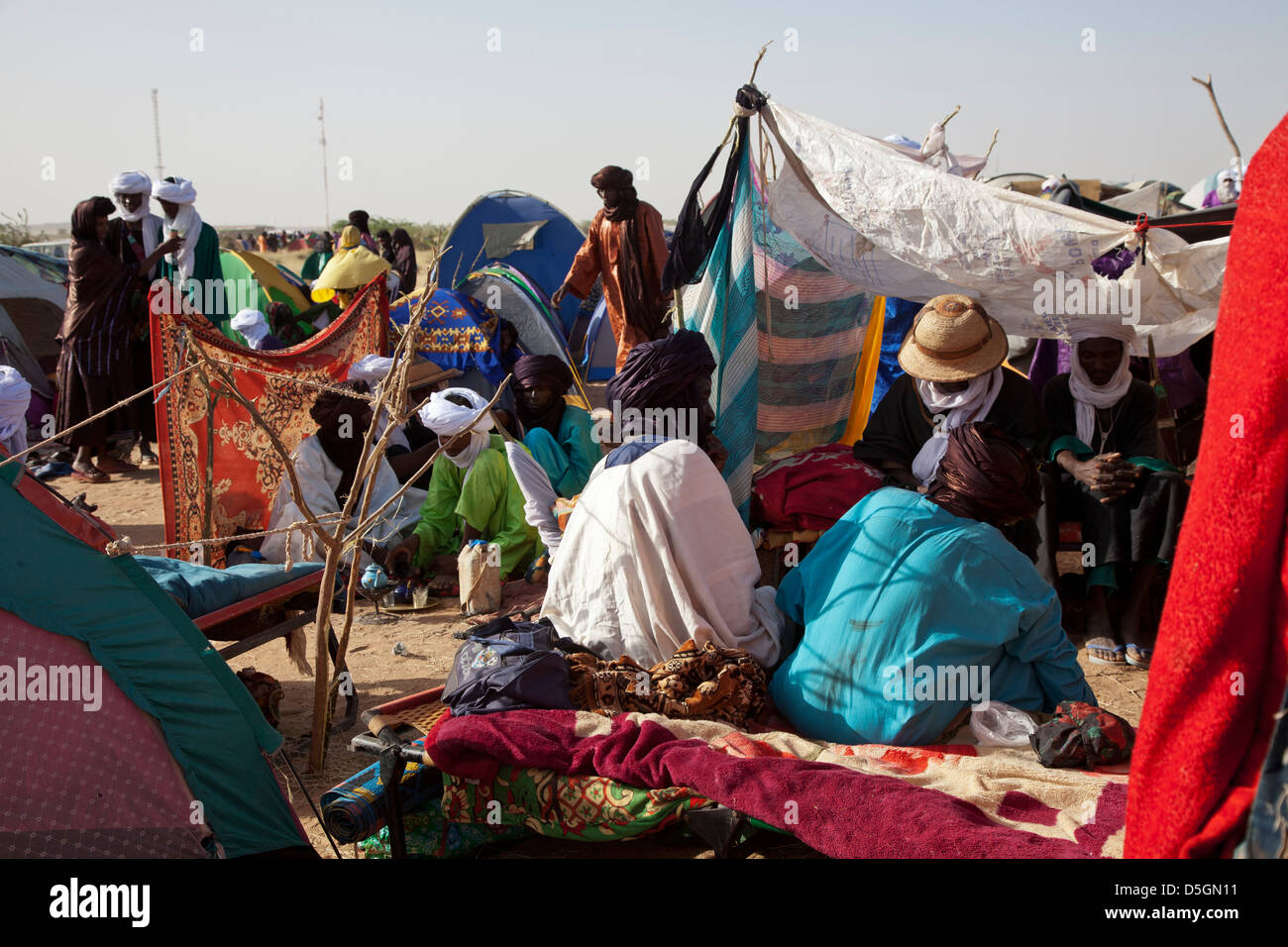 Wodaabe nomads camping hi-res stock photography and images - Alamy