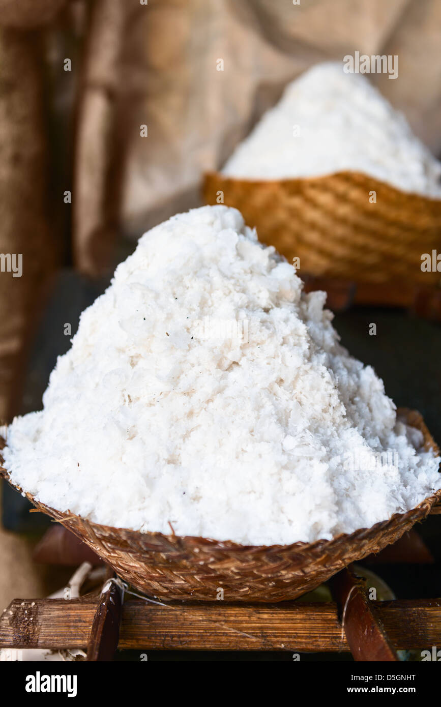 Solar sea salt production hi-res stock photography and images - Alamy