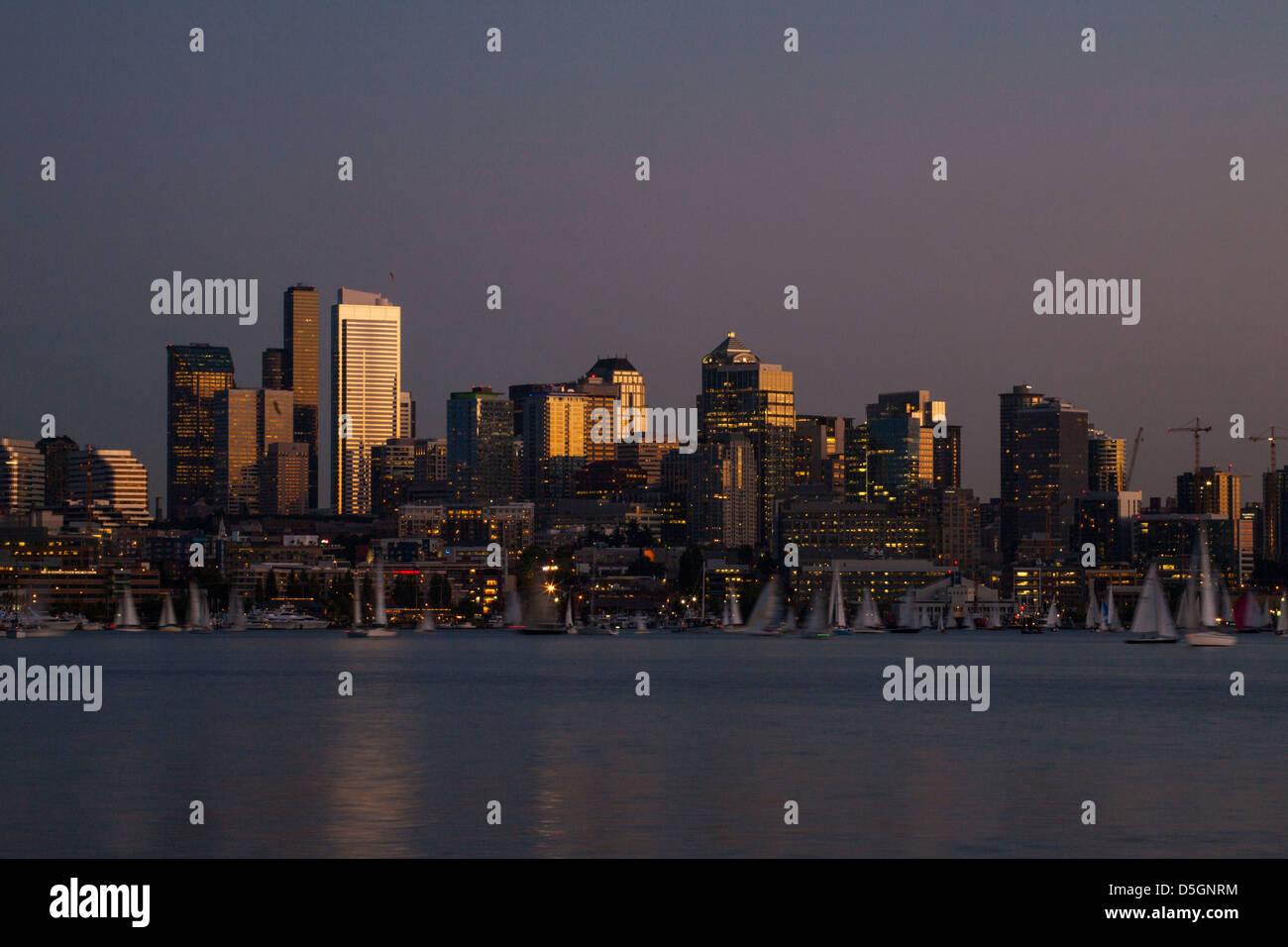 Seattle's Lake Union with the downtown in the background Stock Photo ...