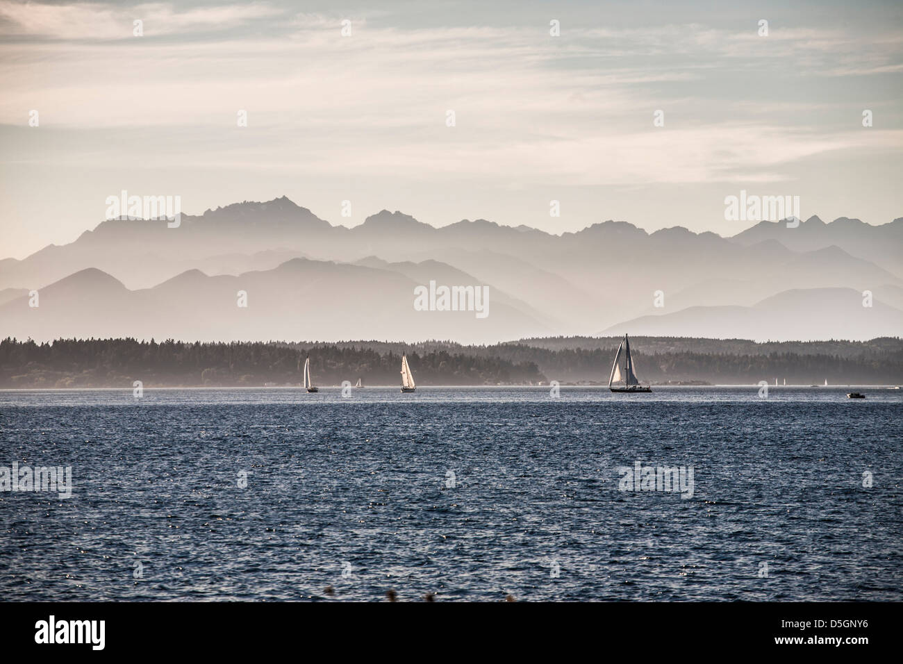 Olympic Mountains High Resolution Stock Photography and Images - Alamy