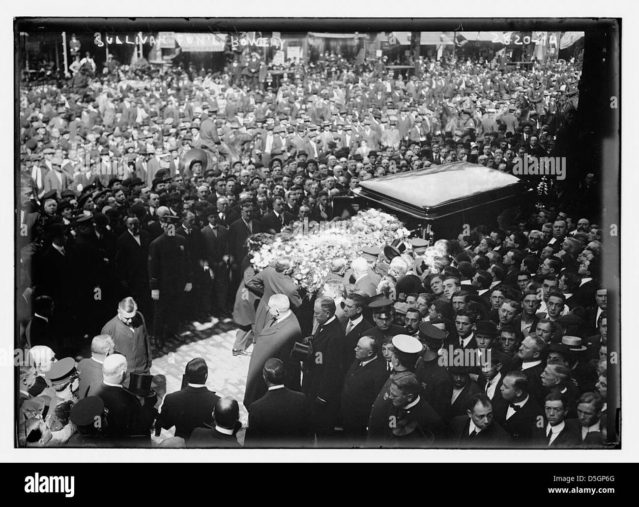 The 1913 funeral procession of Tim Sullivan, a political figure ...