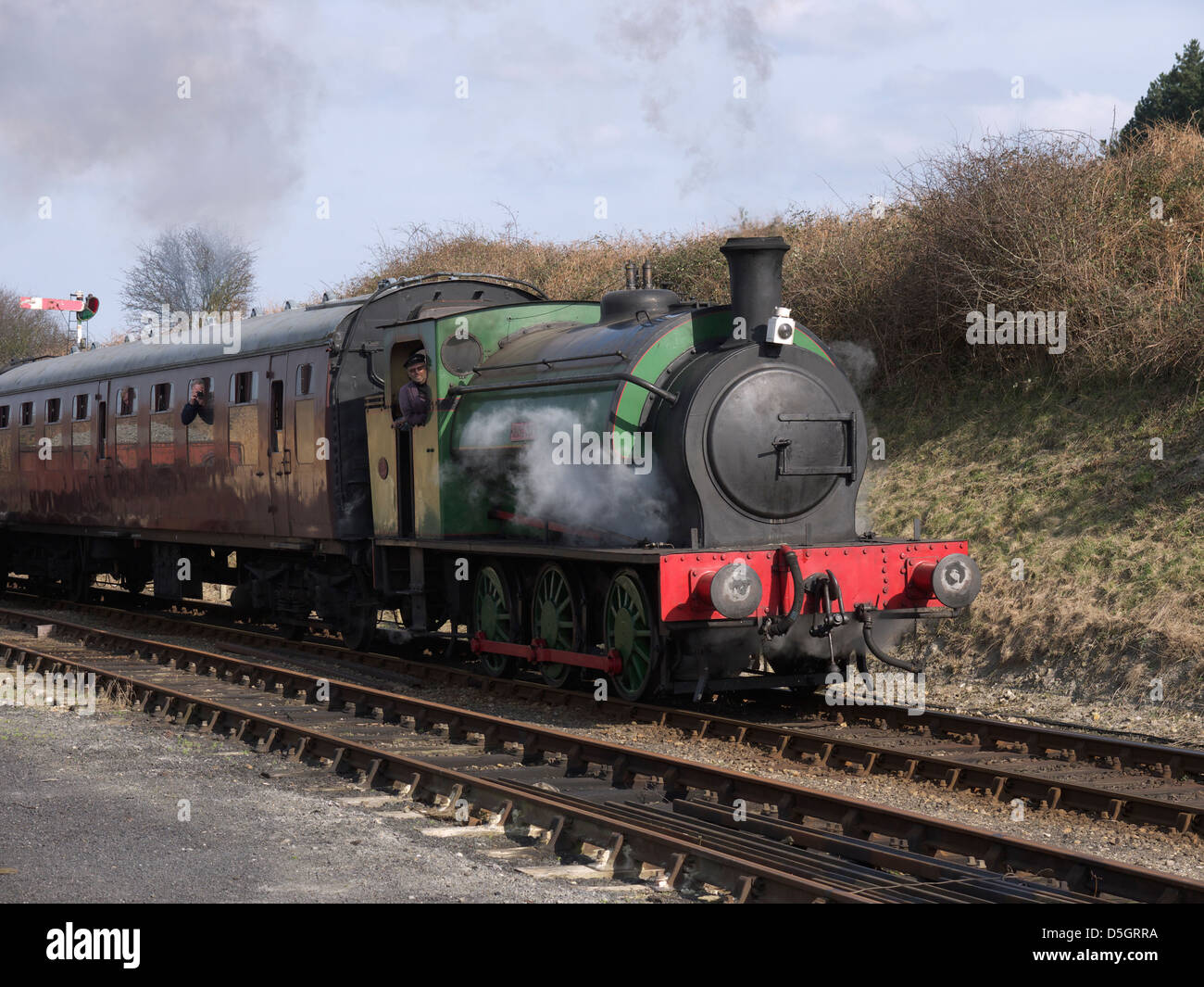 Saddle tank locomotive hi-res stock photography and images - Alamy