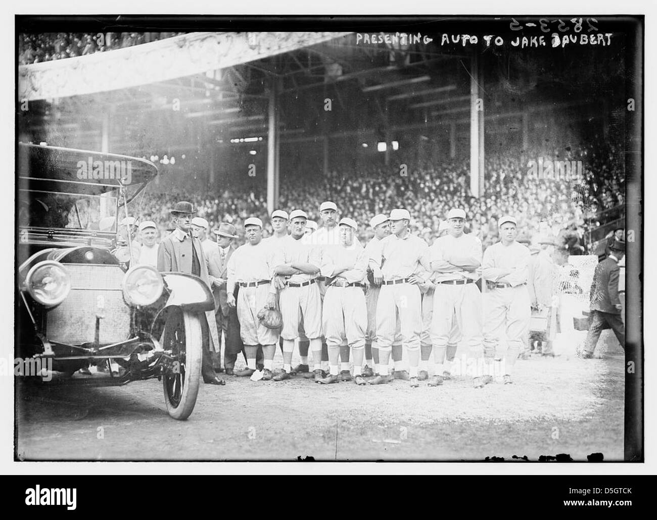 Most valuable player Black and White Stock Photos & Images - Alamy