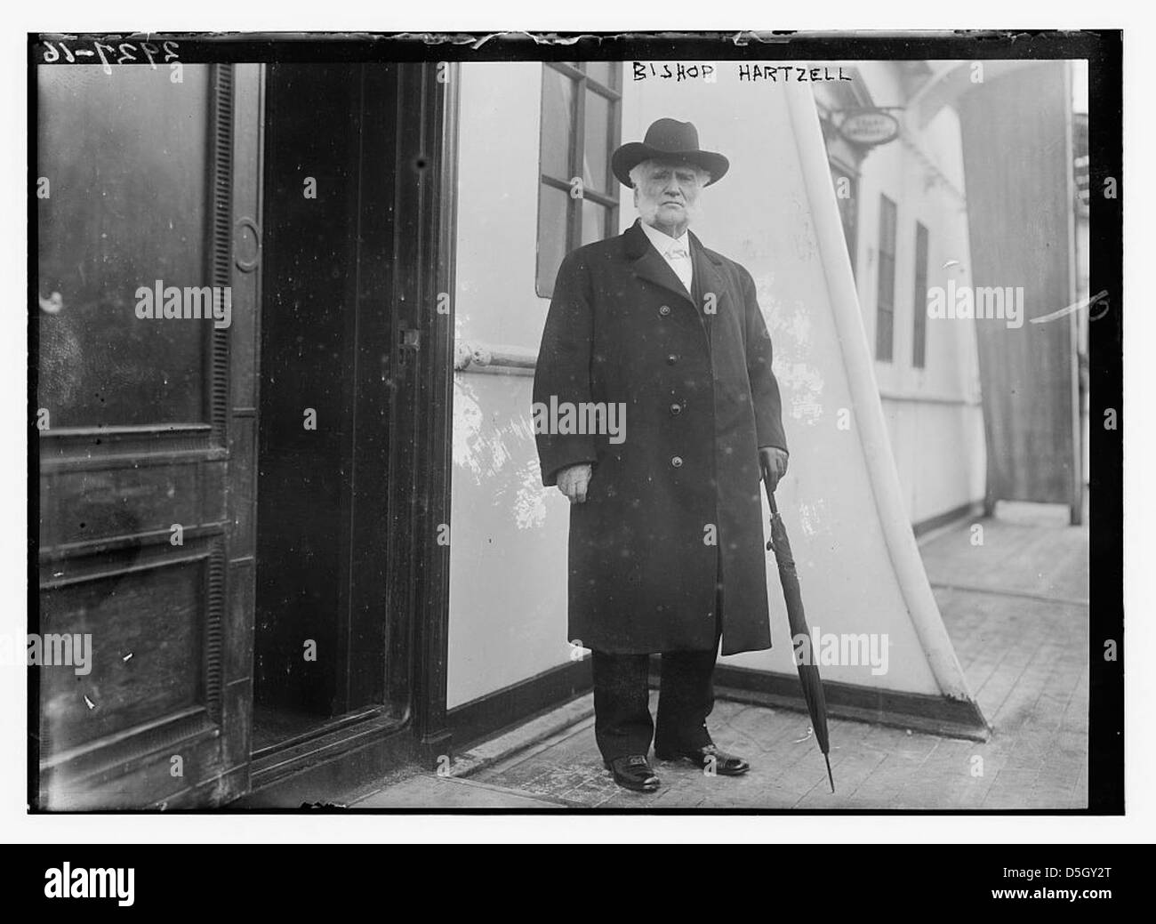 Hartzell Black and White Stock Photos & Images - Alamy