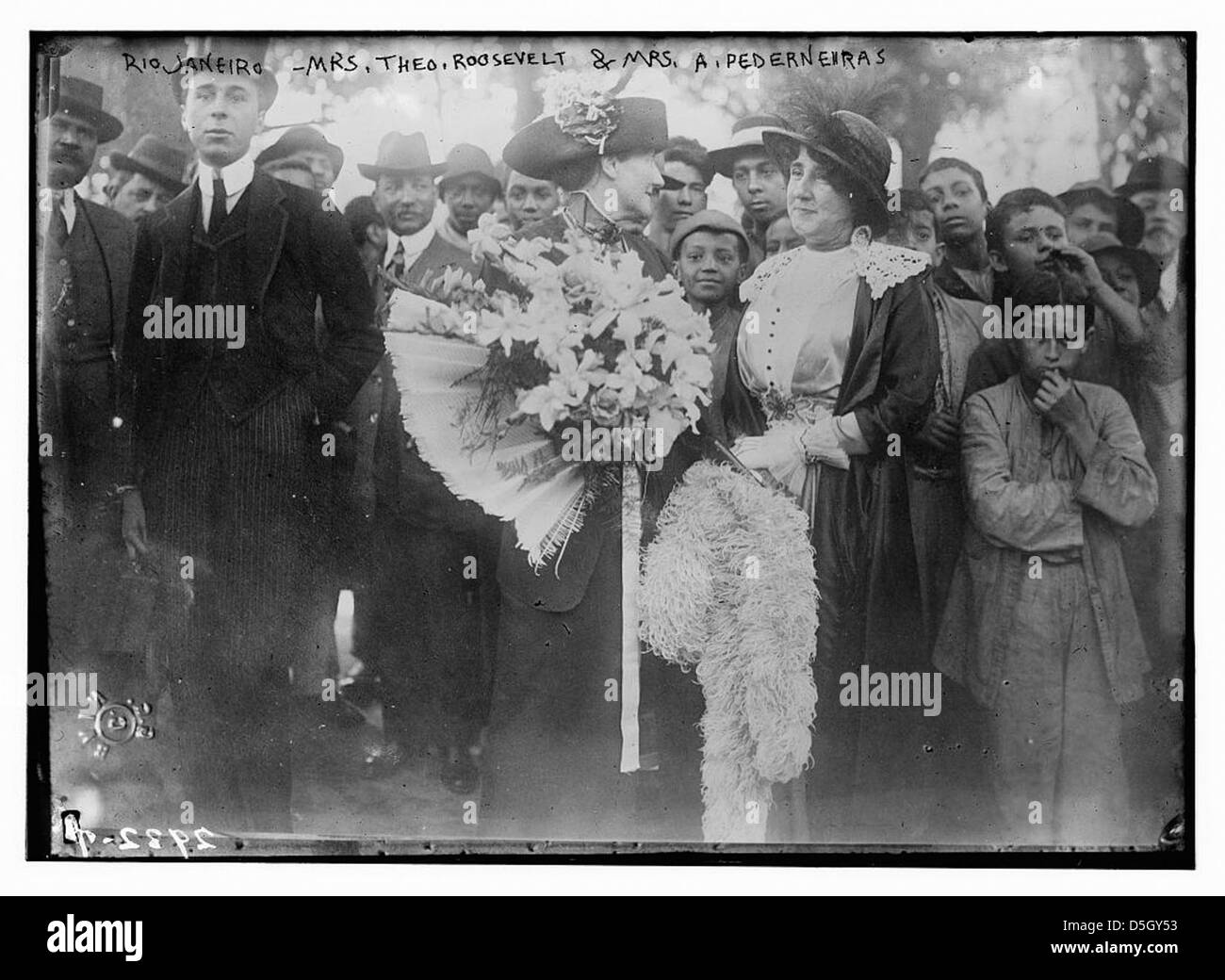 This photograph features Mrs. Theodore Roosevelt (Edith Carow Roosevelt ...
