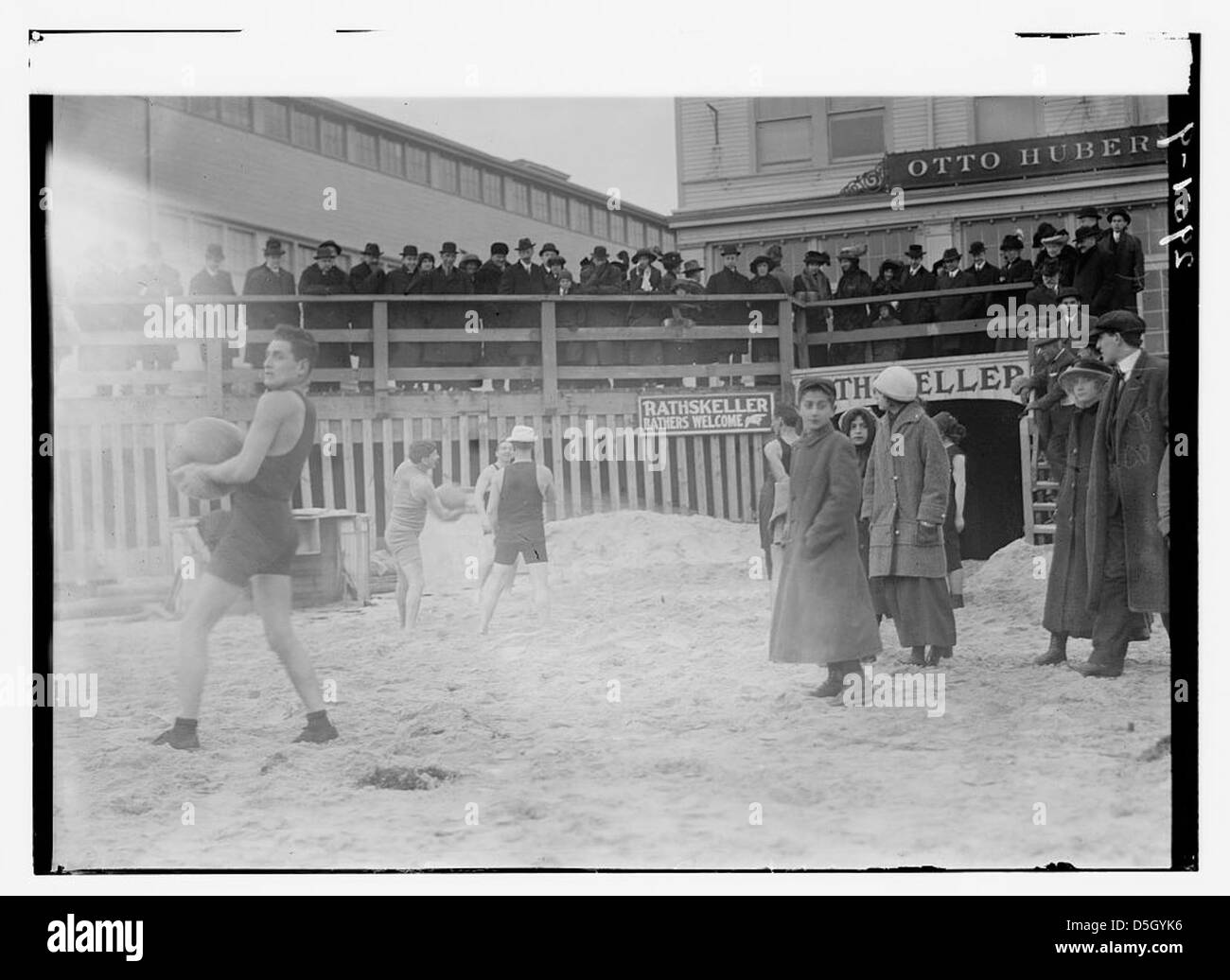 Reingold hi-res stock photography and images - Alamy