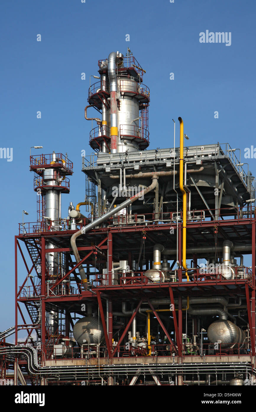 chemical refinery steel factory structure under sky Stock Photo - Alamy