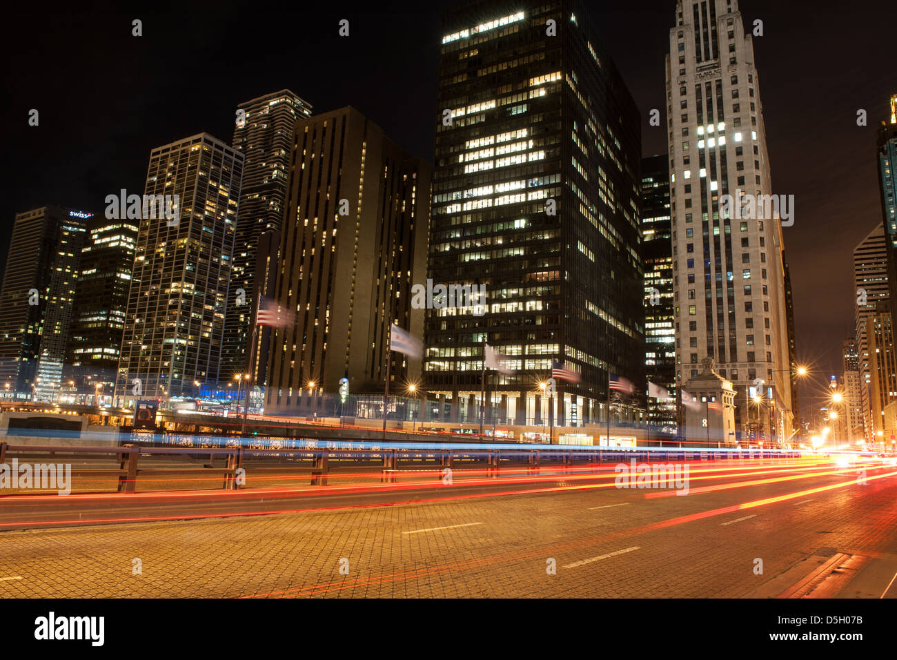 Night view of the Michigan Avenue Bridge, also known as DuSable Bridge ...