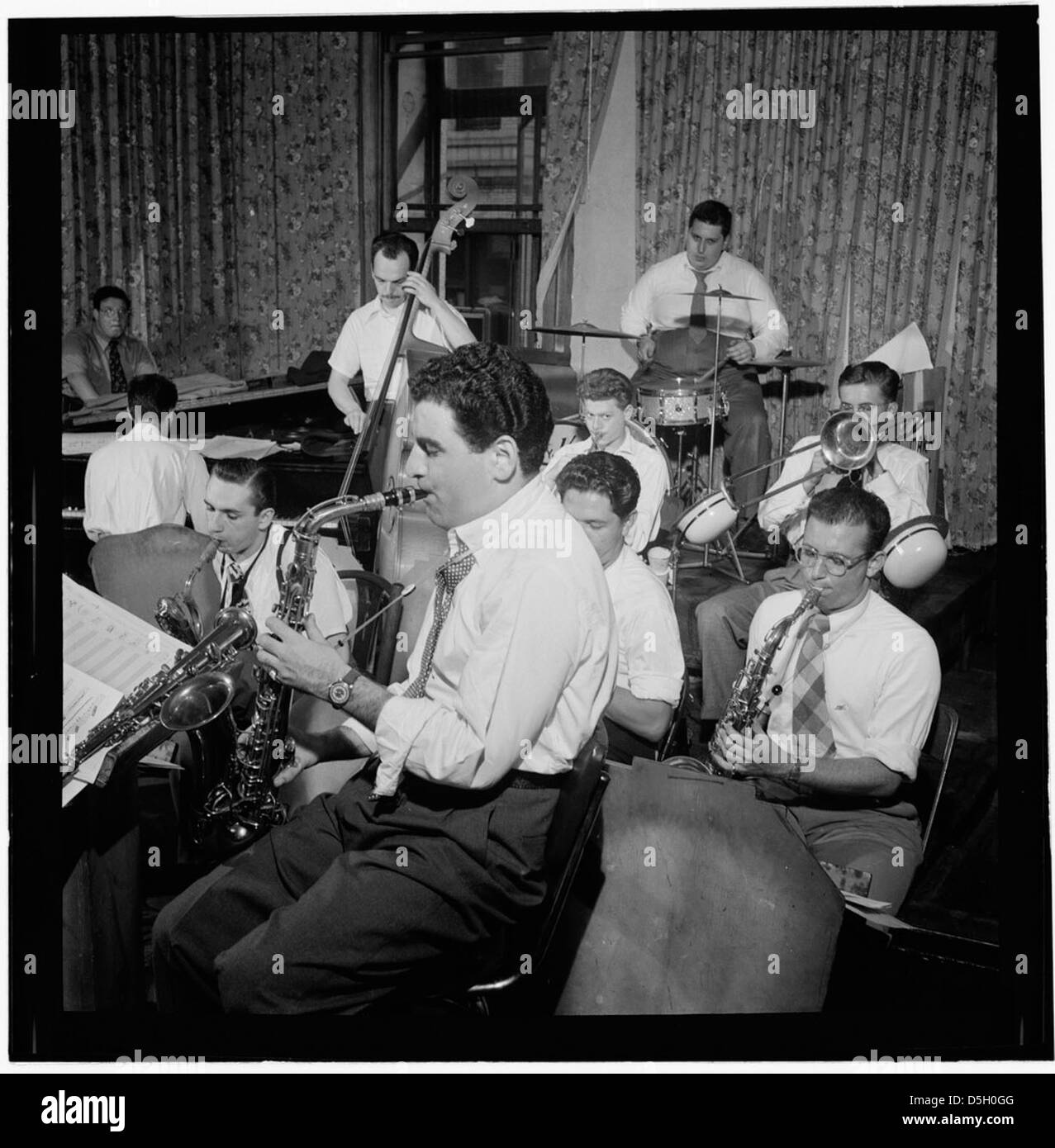 A portrait of jazz musicians Serge Chaloff, Georgie Auld, Red Rodney ...