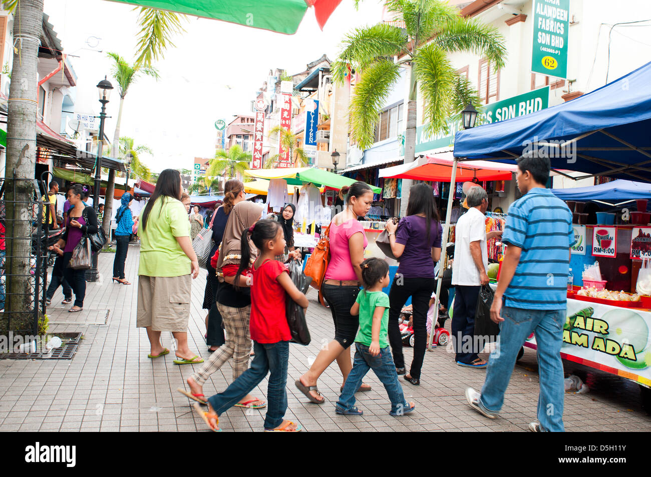 Jalan India, kuching, malaysia Stock Photo - Alamy