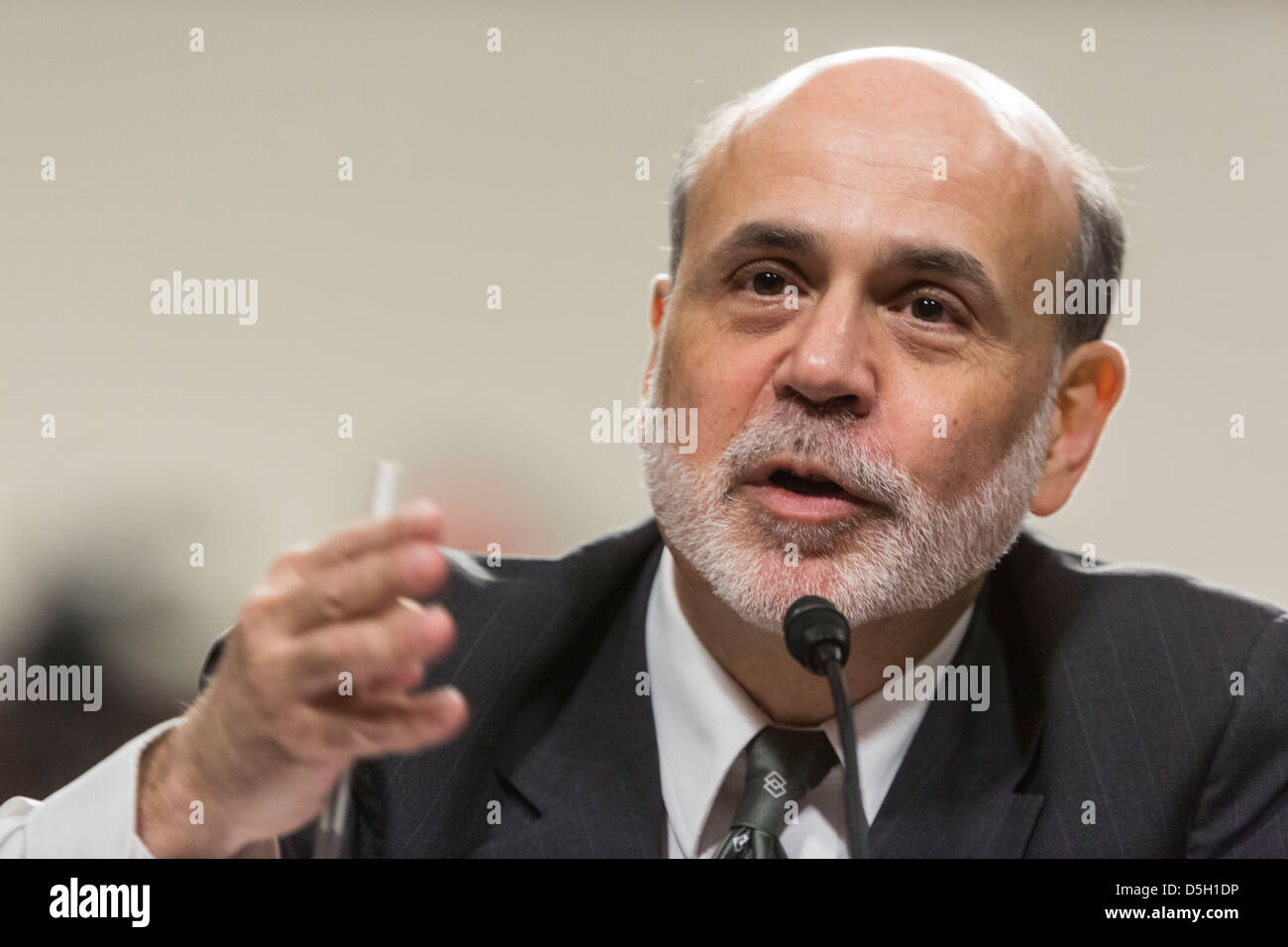 Ben S. Bernanke, chairman of the U.S. Federal Reserve, delivers his ...