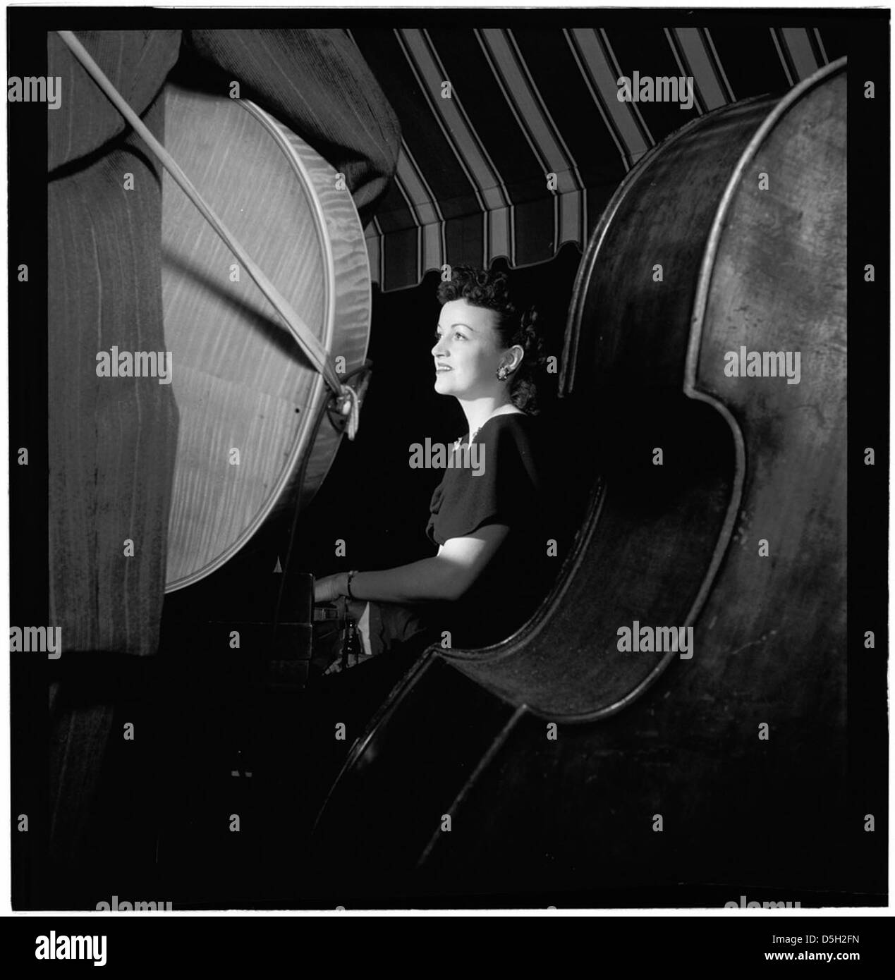 Joe sinacore hi-res stock photography and images - Alamy