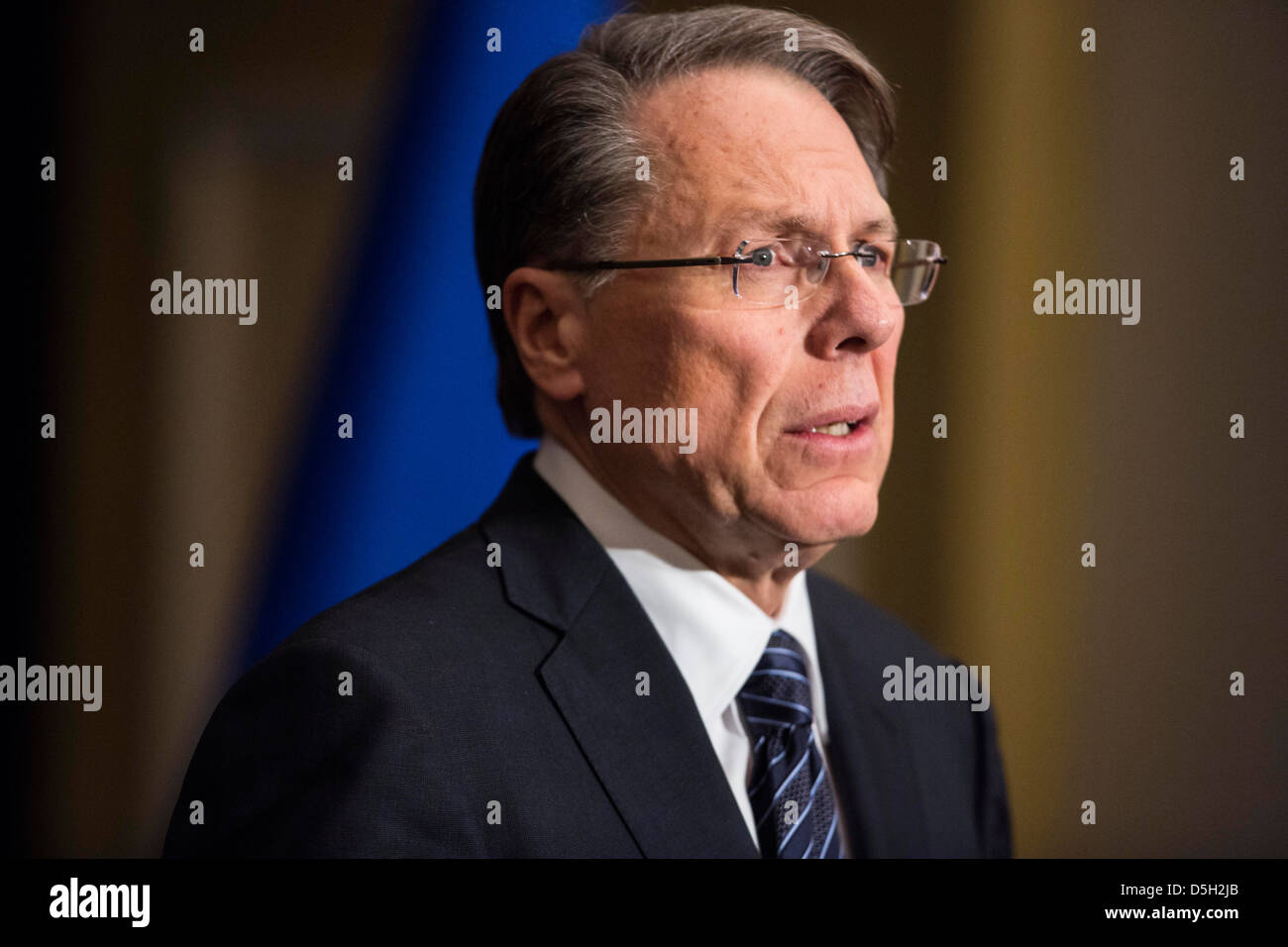 Press conference vice president hi-res stock photography and images - Alamy