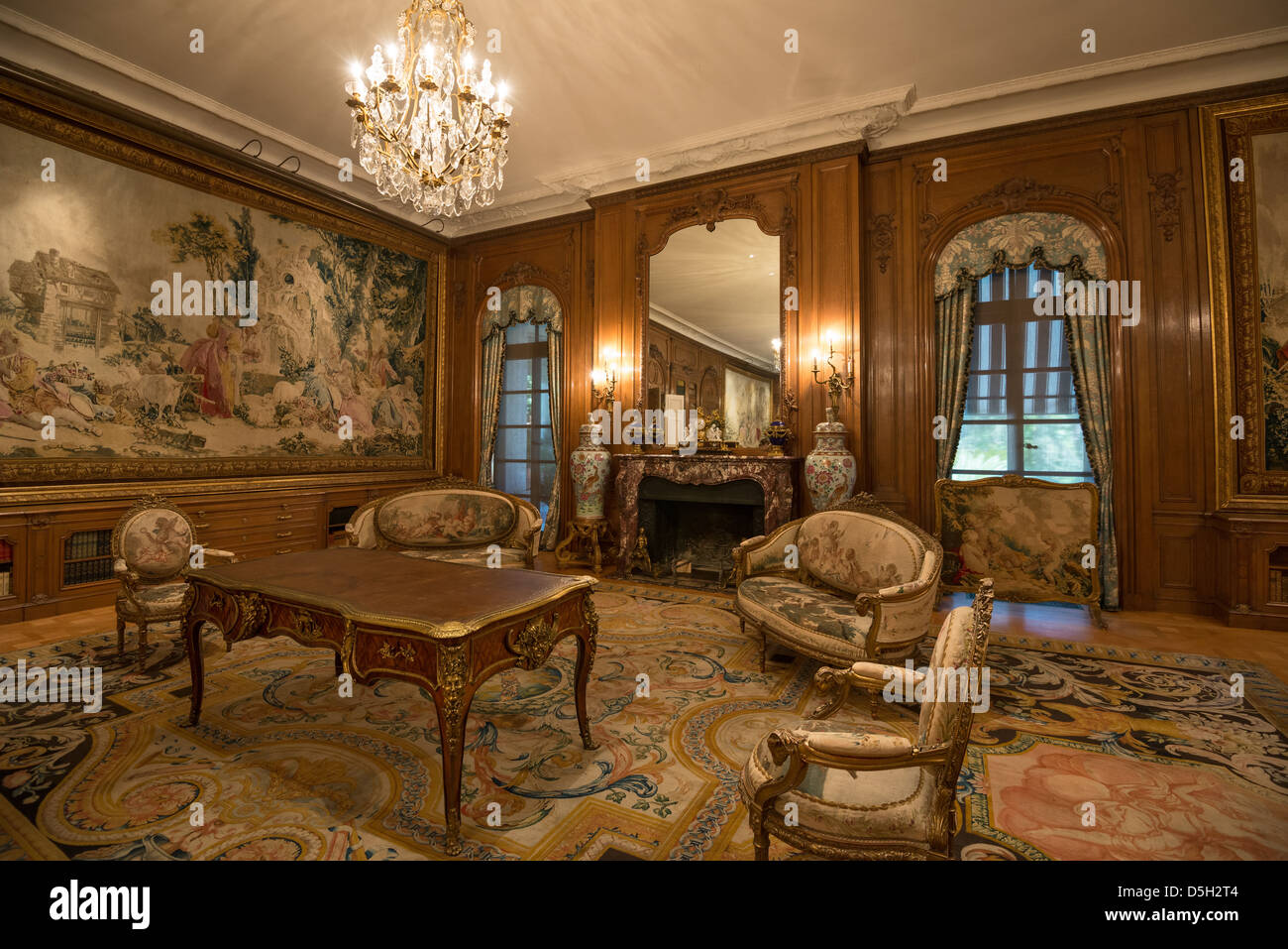 The interior of the beautiful Huntington Art Gallery at the Huntington ...