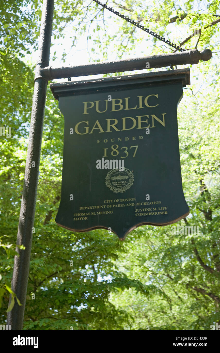 Boston founded hi-res stock photography and images - Alamy