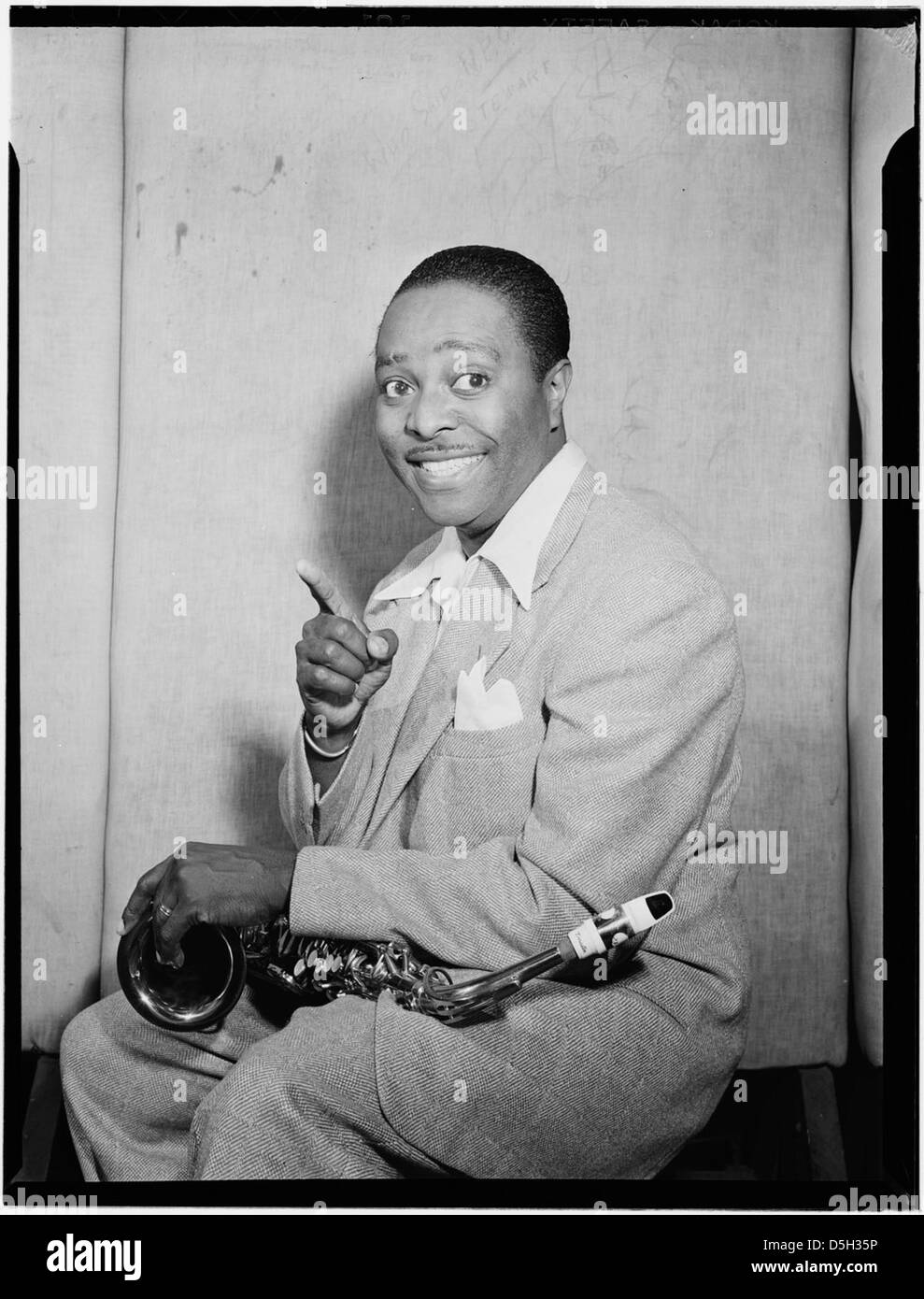 Saxophone jazz harlem renaissance hi-res stock photography and images ...