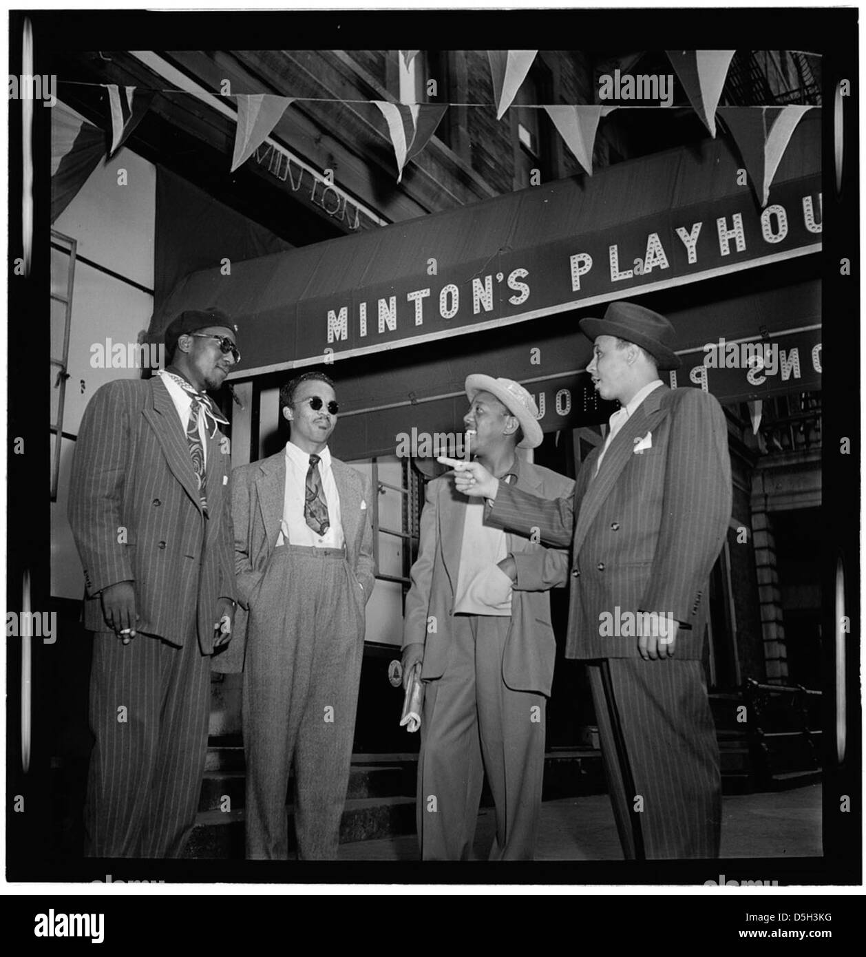 Mintons hi-res stock photography and images - Alamy