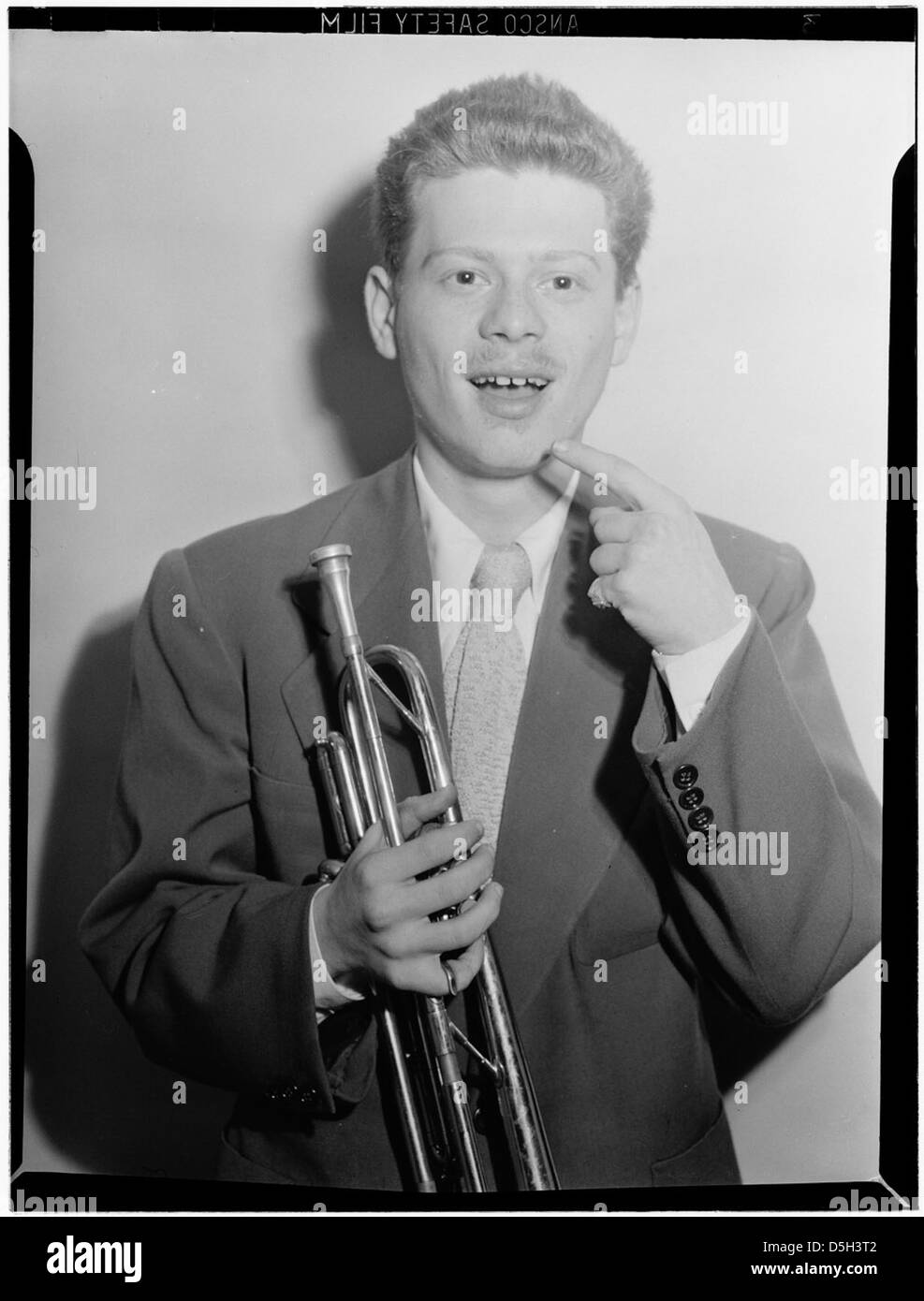 [Portrait of Red Rodney, 400 Restaurant(?), New York, N.Y., ca. June ...