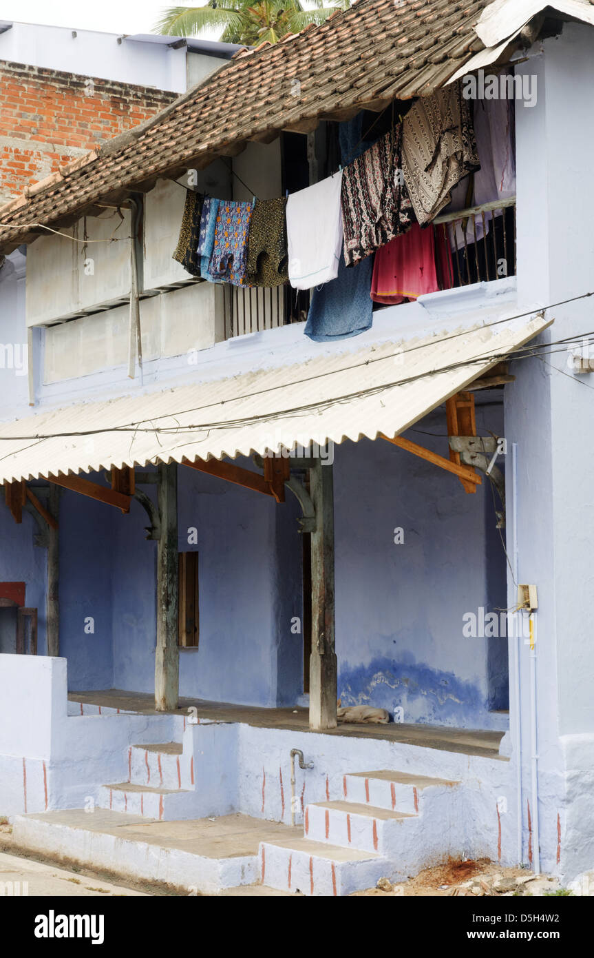 India street view hi-res stock photography and images - Alamy