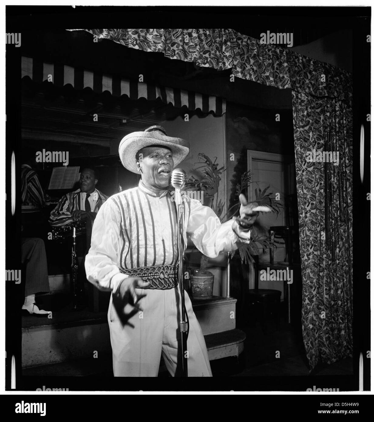 Calypso singer hi-res stock photography and images - Alamy