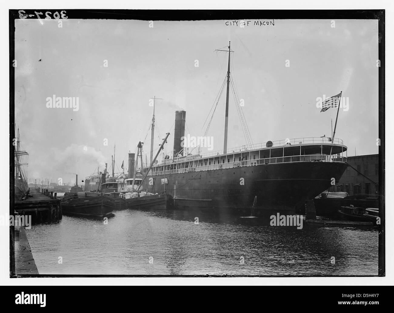 Id 3305 hi-res stock photography and images - Alamy