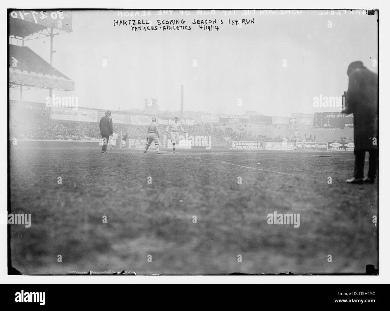 1910s polo grounds new york yankees hi-res stock photography and images ...