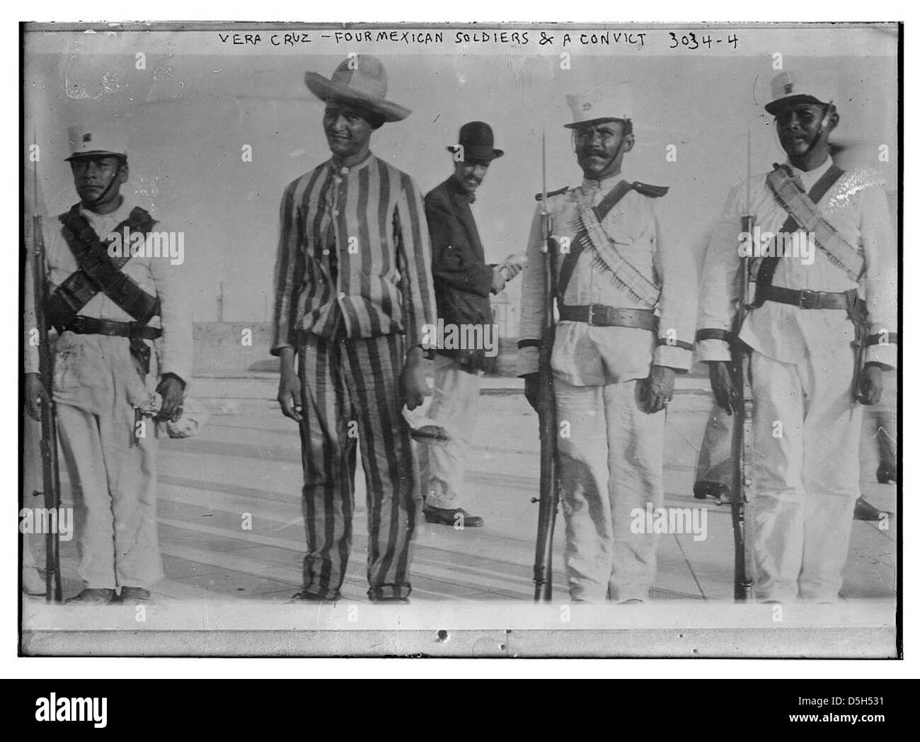 Mexican soldiers loc hi-res stock photography and images - Alamy