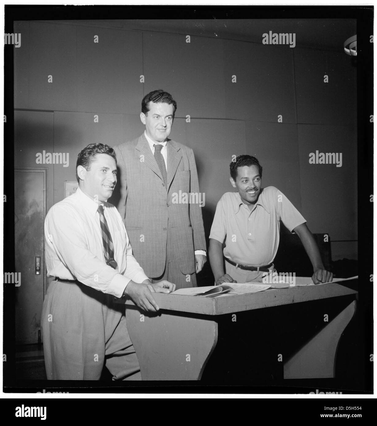Riddle nelson hi-res stock photography and images - Alamy
