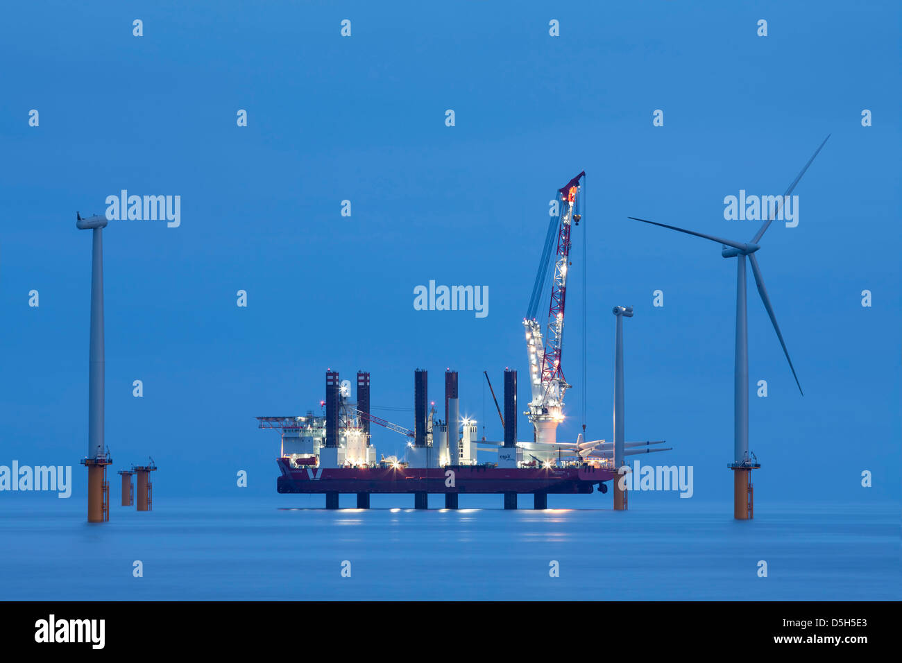 North sea wind farm under construction hi-res stock photography and ...