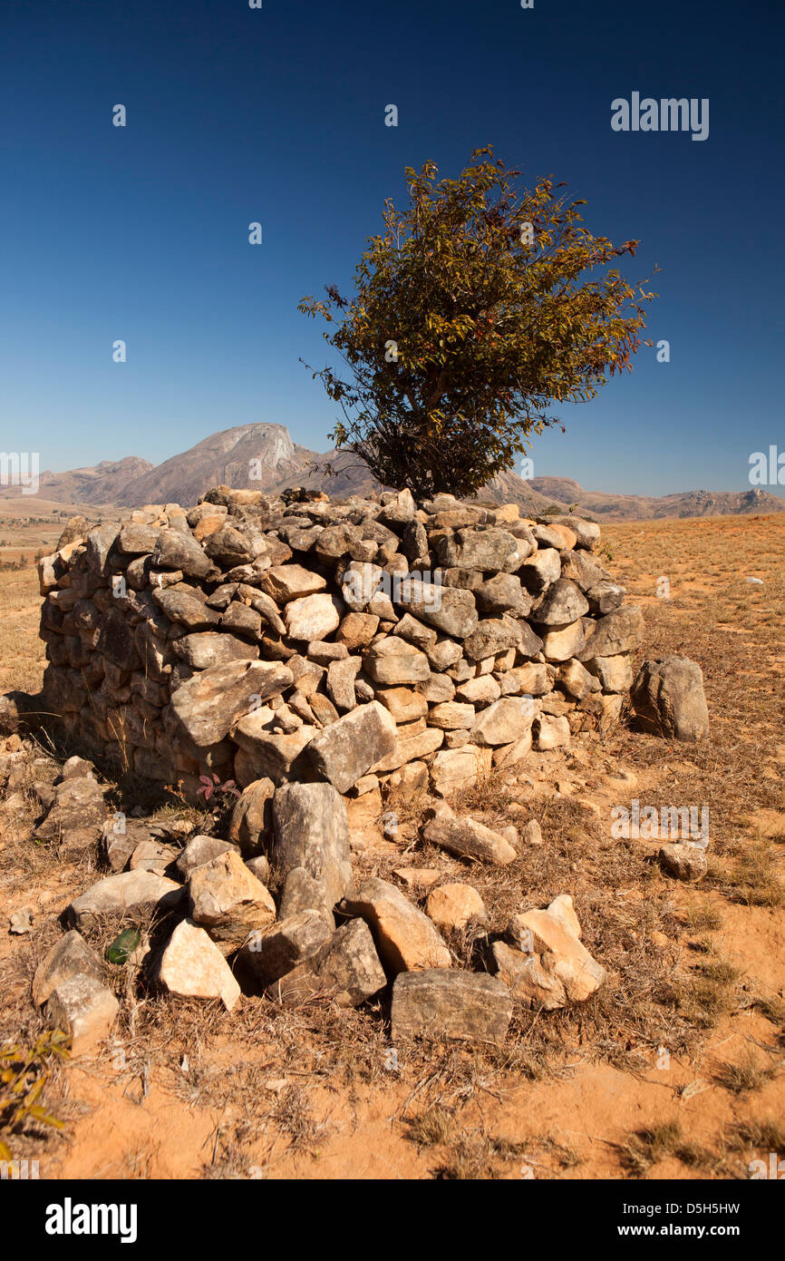 Madagascar, Ambalavao, ancient stone tomb abandoned due to tribal ...