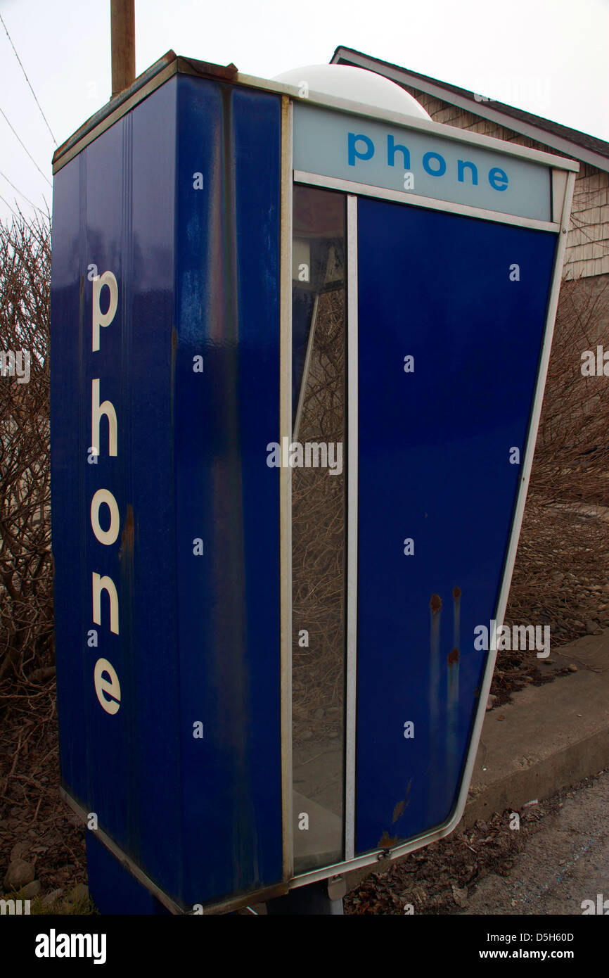 Outside phone booth Stock Photo - Alamy