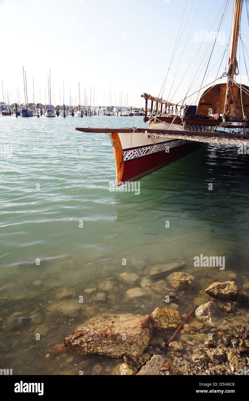 Maori waka hi-res stock photography and images - Alamy