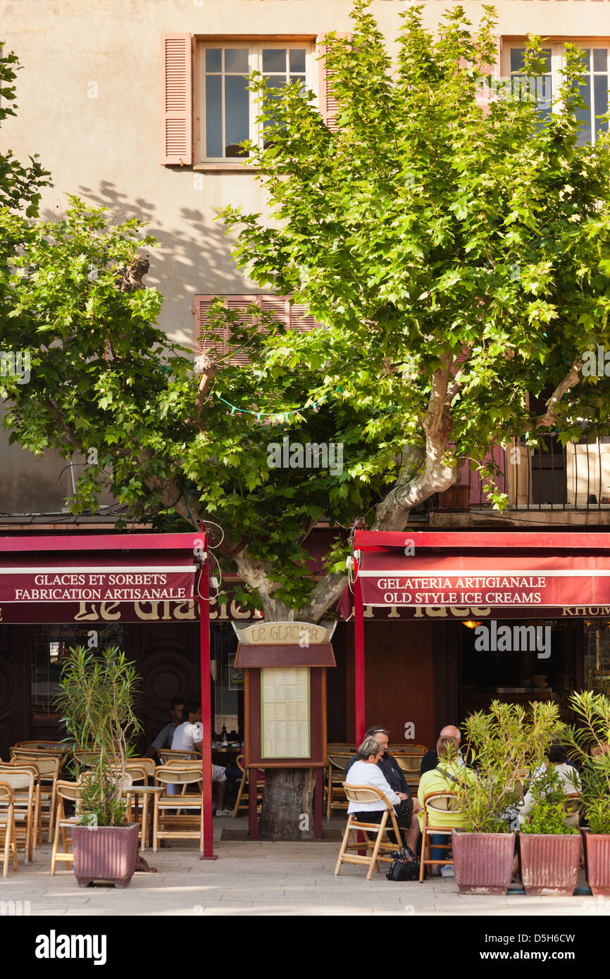 Outdoor cafe france cafe hi-res stock photography and images - Alamy