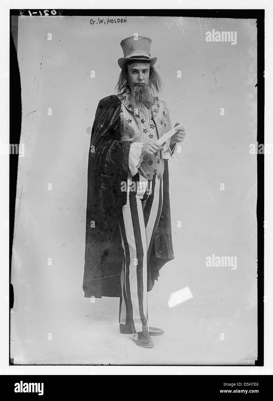 Dressed as uncle sam hi-res stock photography and images - Alamy