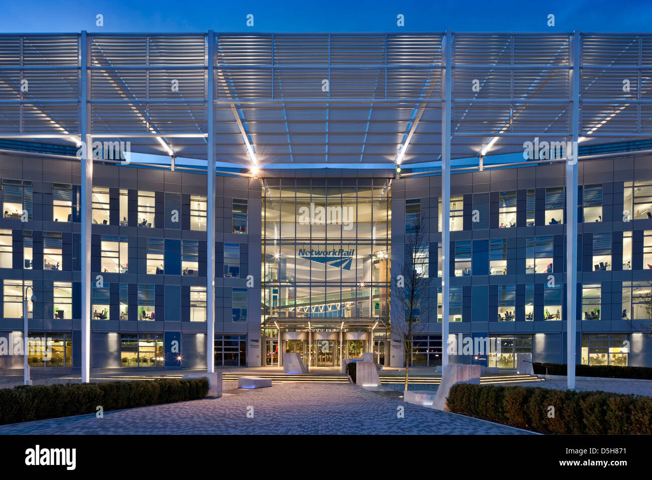 The Quadrant:MK, Milton Keynes, United Kingdom. Architect: GMW ...