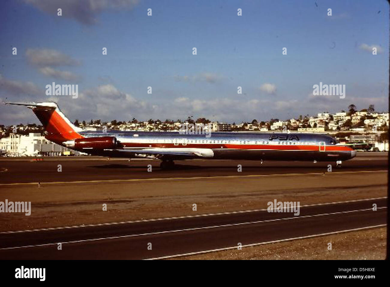 Dc 9 plane hi-res stock photography and images - Alamy