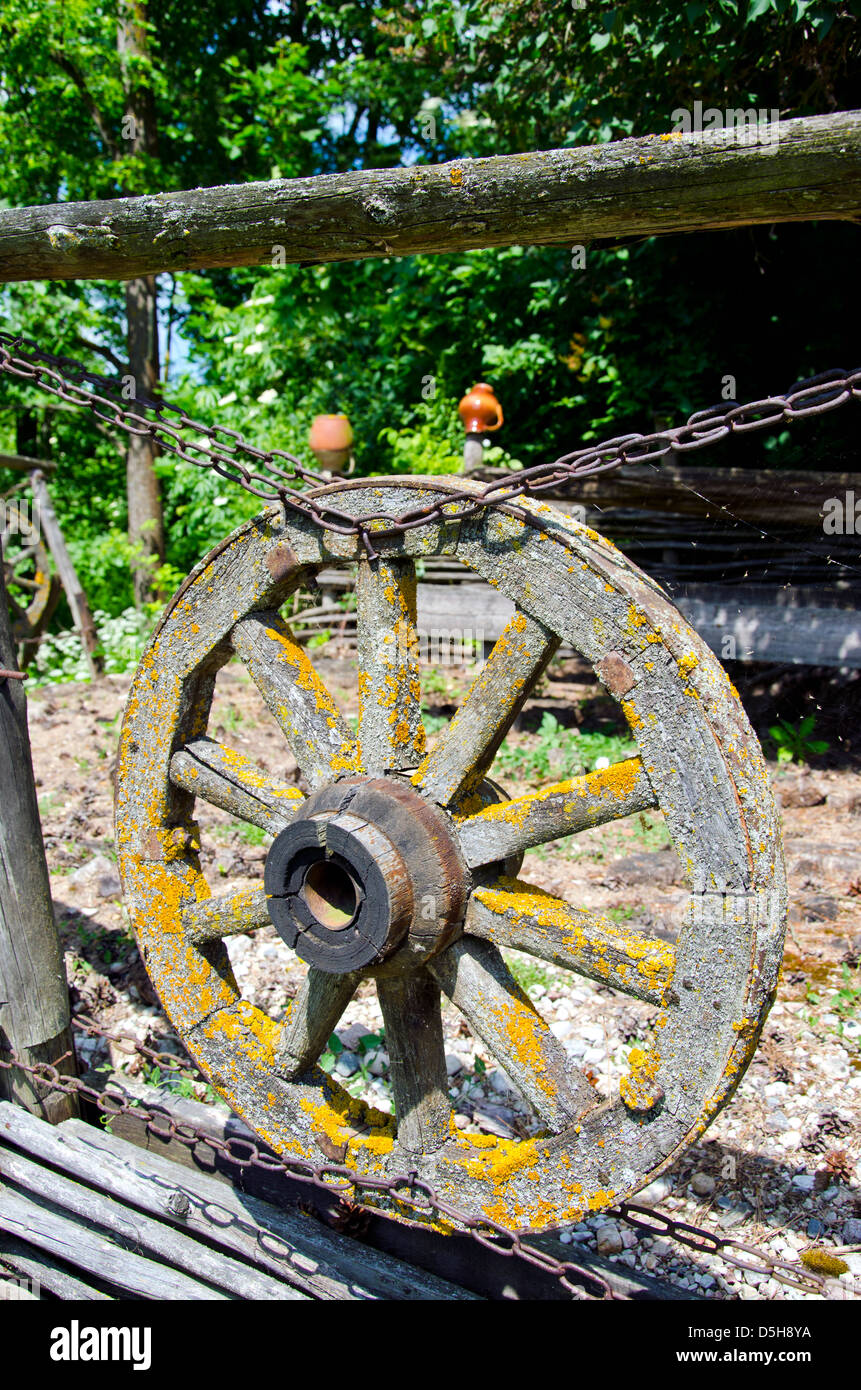 One wheel cart hi-res stock photography and images - Alamy