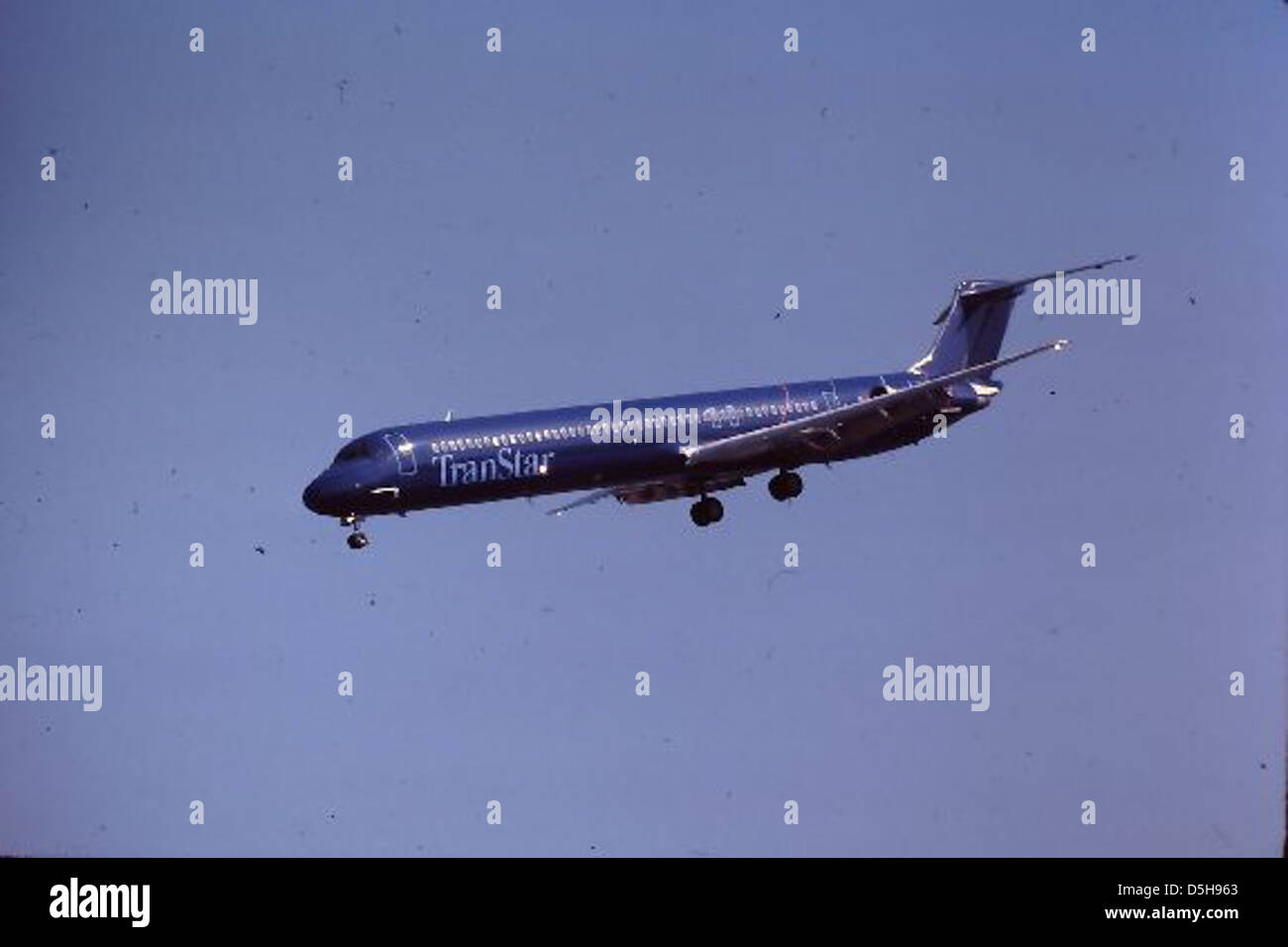 Dc 9 plane hi-res stock photography and images - Alamy