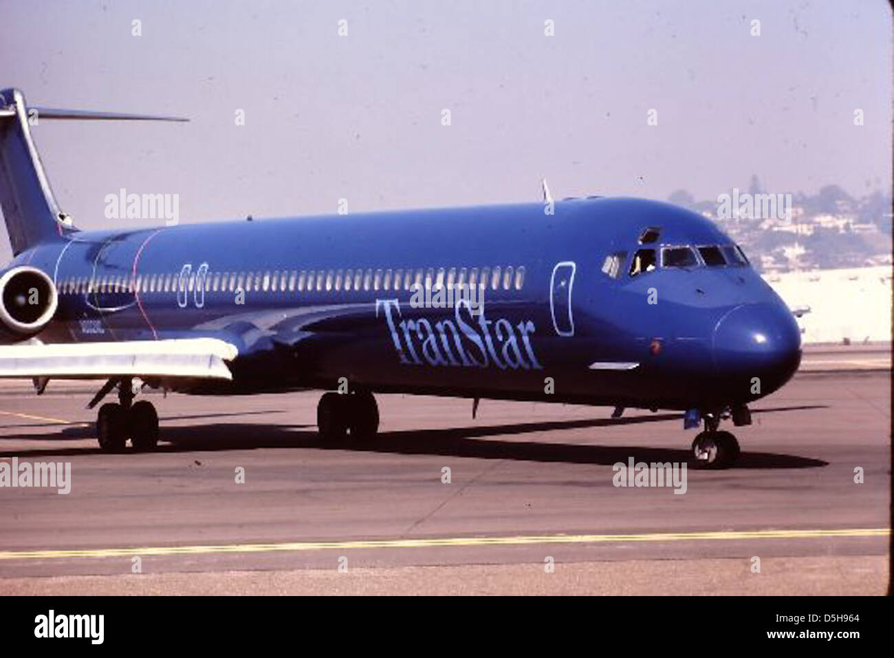 Dc 9 plane hi-res stock photography and images - Alamy
