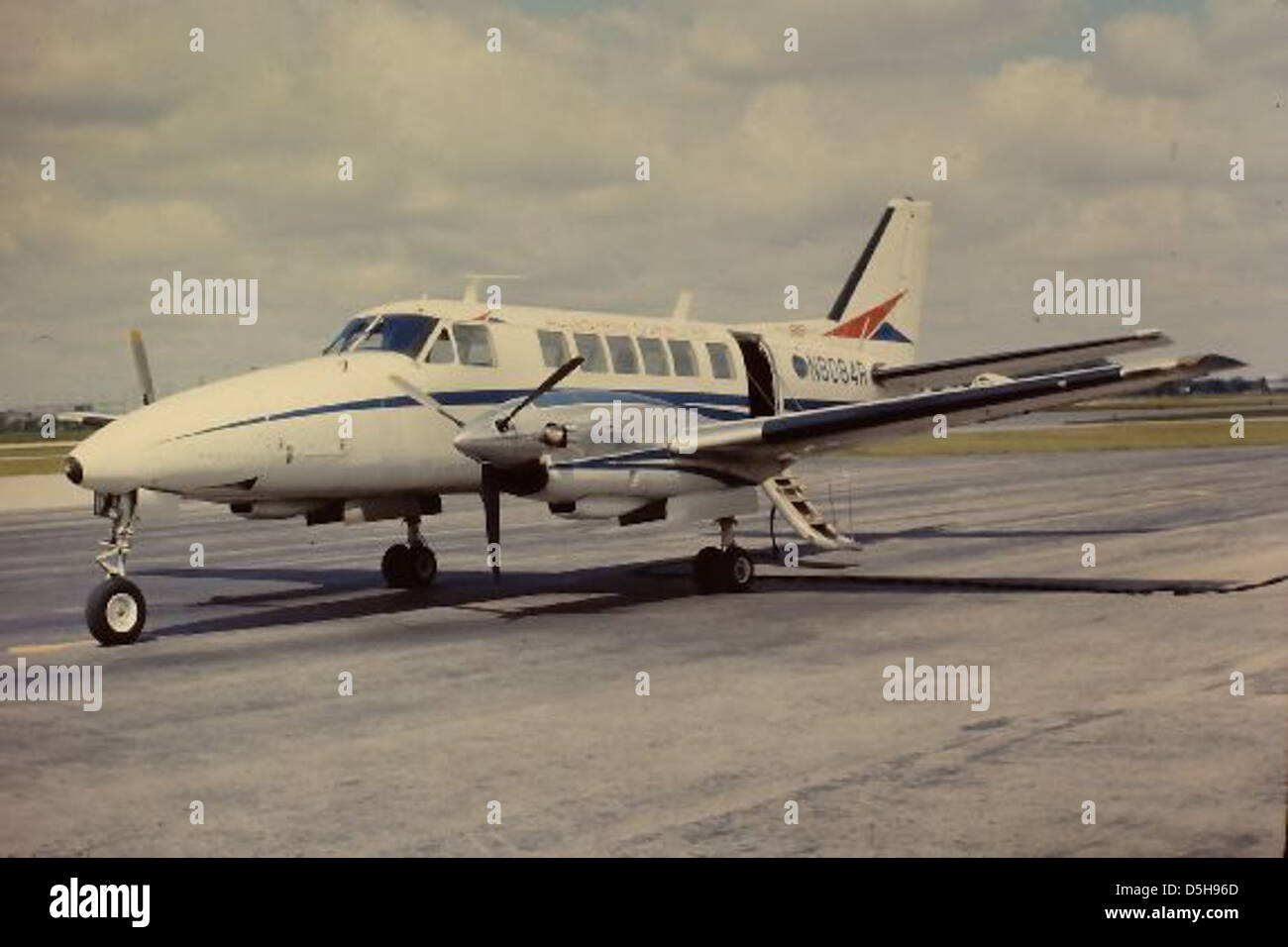 Beech Model 99 N8084R Stock Photo - Alamy