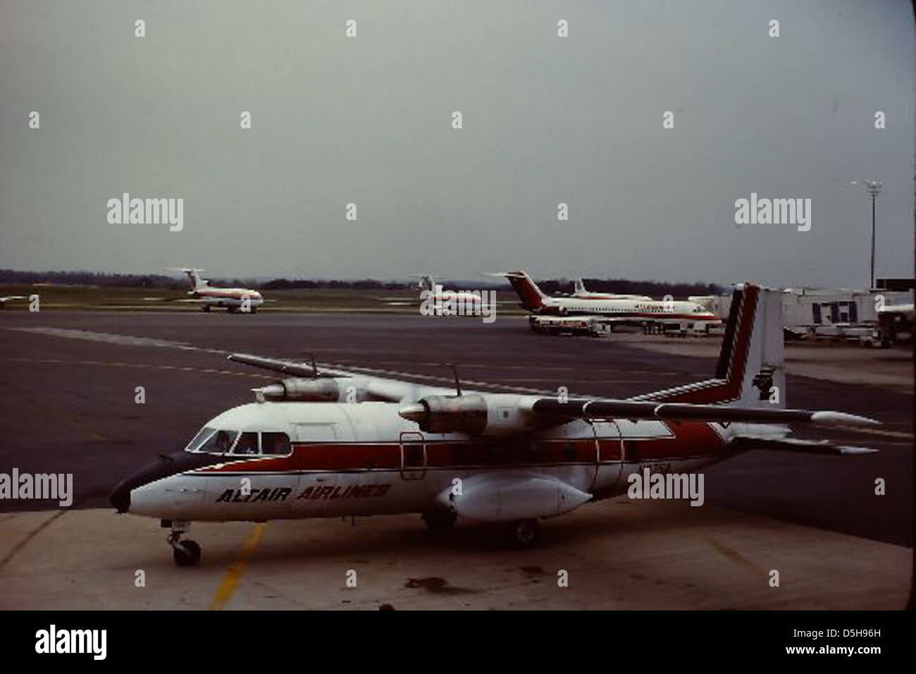 Aerospatiale n262 N275A Stock Photo - Alamy