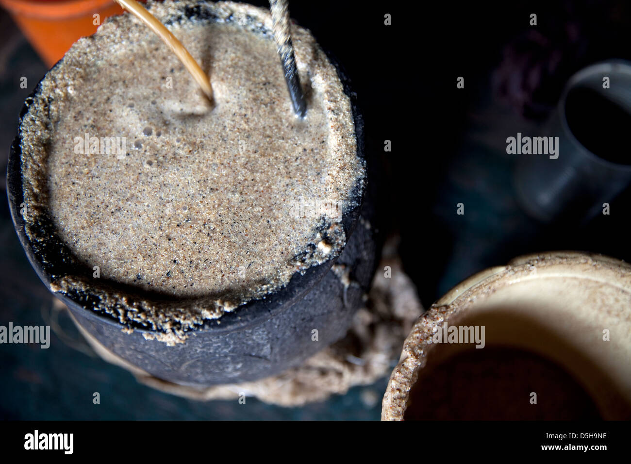 Beer pot africa hi-res stock photography and images - Alamy