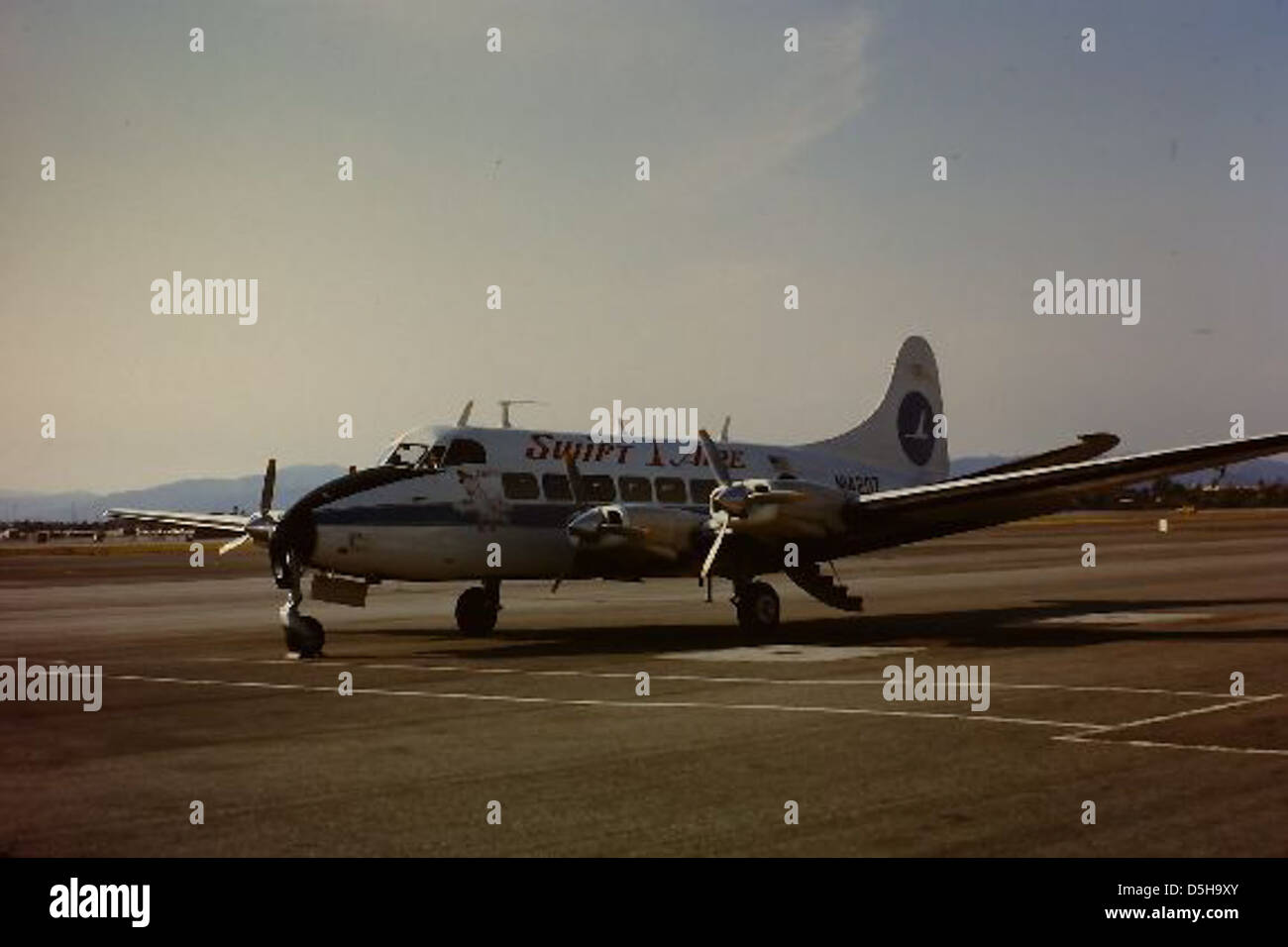 De havilland dh 114 heron hi-res stock photography and images - Alamy