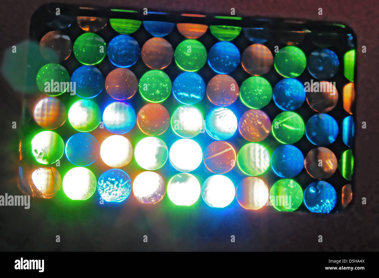 The prototype of a mini projector based on a totally new principle ...