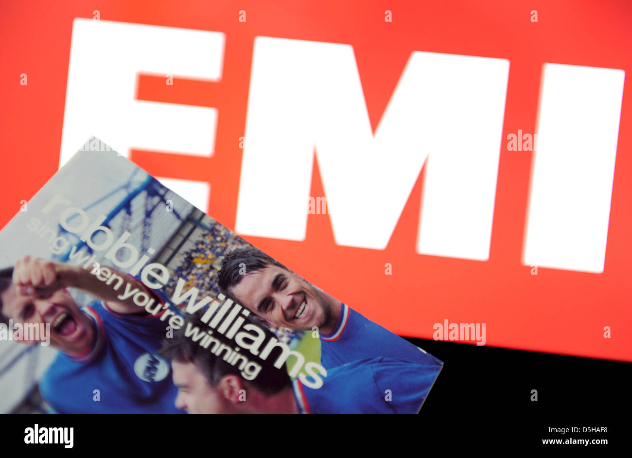 The booklet of mega-selling record 'Sing When You're Winning' by Robbie ...