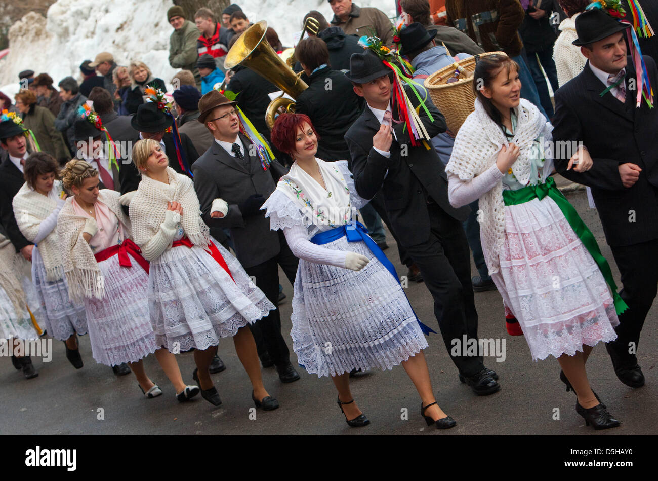 People in traditional costumes participate in the traditional Sorbian ...